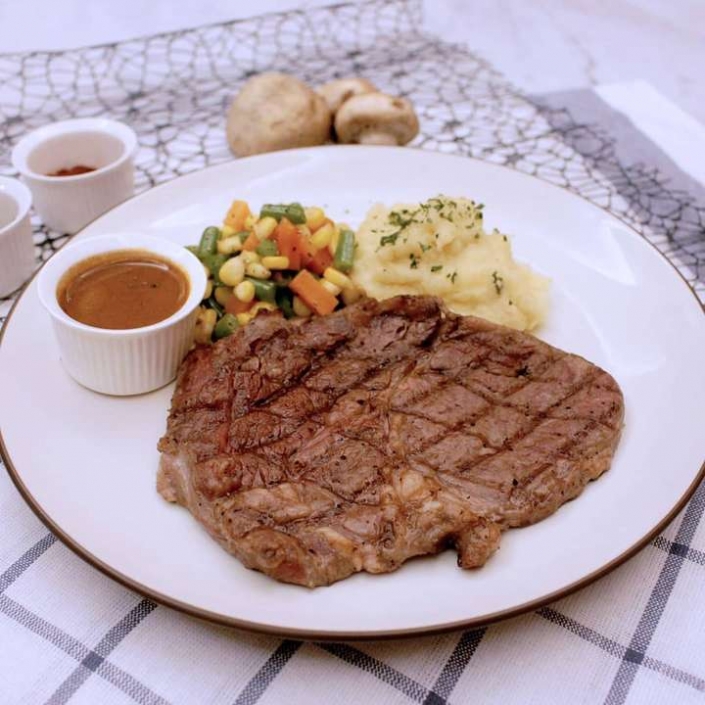 Penggemar Steak Wajib !! Kunjungi 5 Steakhouse Populer DI Jakarta Ini
