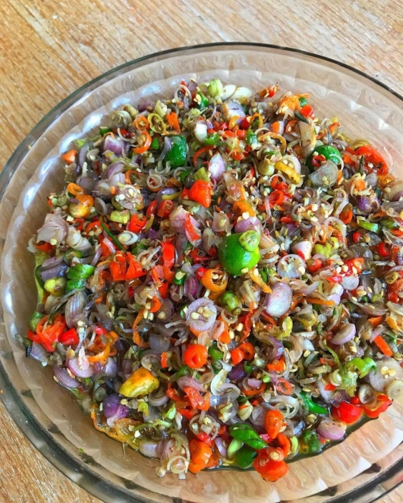 Lezatnya 10 Sambal Khas Bali Yang Pedasnya Menggoyangkan Lidahmu