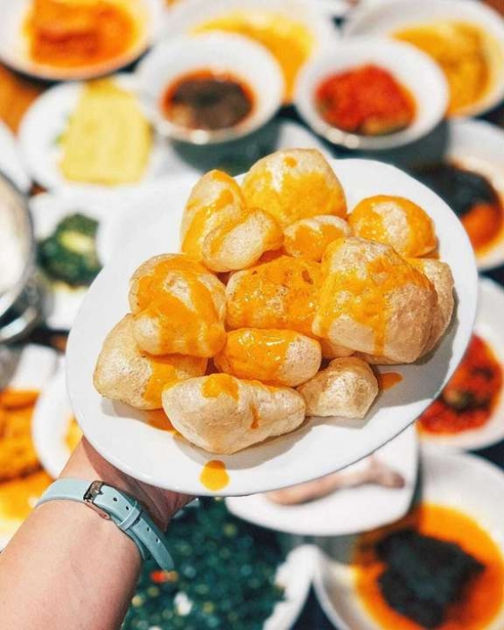 Pecinta Nasi Padang Wajib Mengunjungi Restoran Padang Merdeka Dengan ...