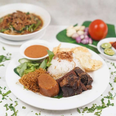 5 Nasi Rames Kekinian Jakarta Yang Lezat Dan Bisa Di Delivery Ke Rumahmu
