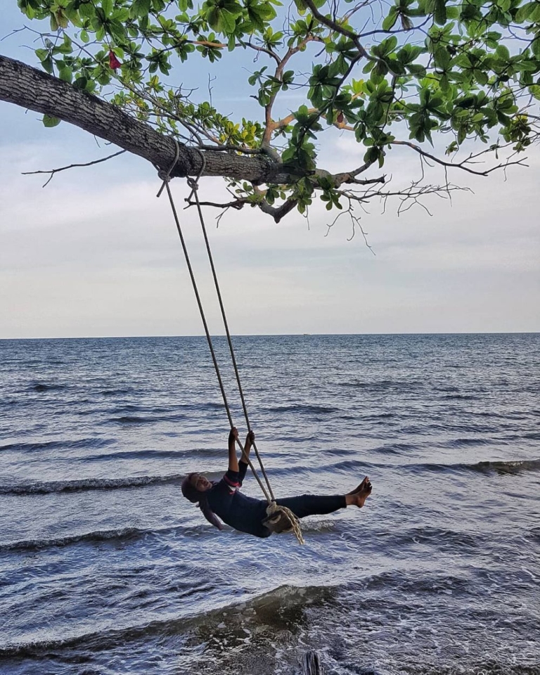 5 Fakta Unik Dan Menarik Wisata Pulau Sebatik, Dua Negara Di Satu Pulau