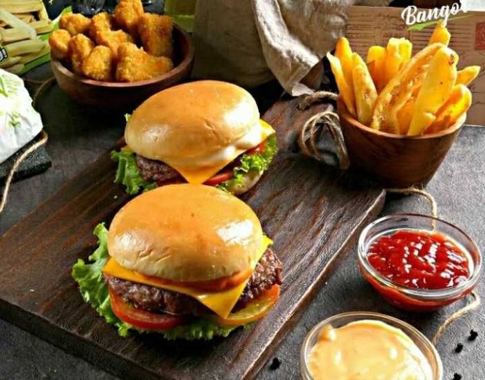 5 Rekomendasi Restoran Burger Jakarta Pusat Terlezat Dengan Patty Yang ...