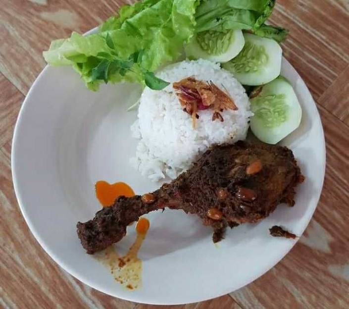 5 Rekomendasi Wisata Kuliner Bebek Goreng Jakarta Utara Yang Lezat Dan Nikmat