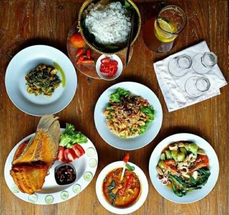 5 Rumah Makan Masakan Sunda Di Wisata Kuliner Sukabumi Dengan Citarasa ...