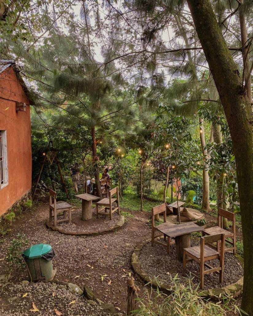 Temukan Keindahan Alam Dan Sensasi View Eksotis Di 5 Cafe Alam Kota ...