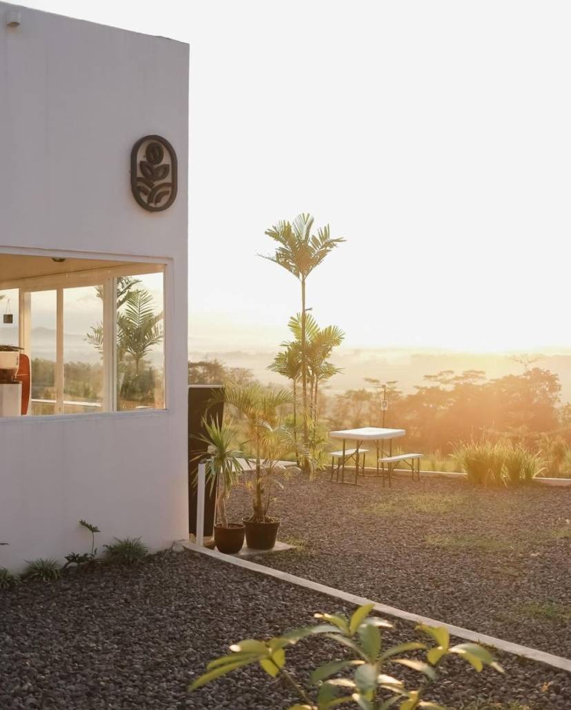 5 Kafe Unik Kulon Progo Yogyakarta Dengan Konsep Unik Dan Seru