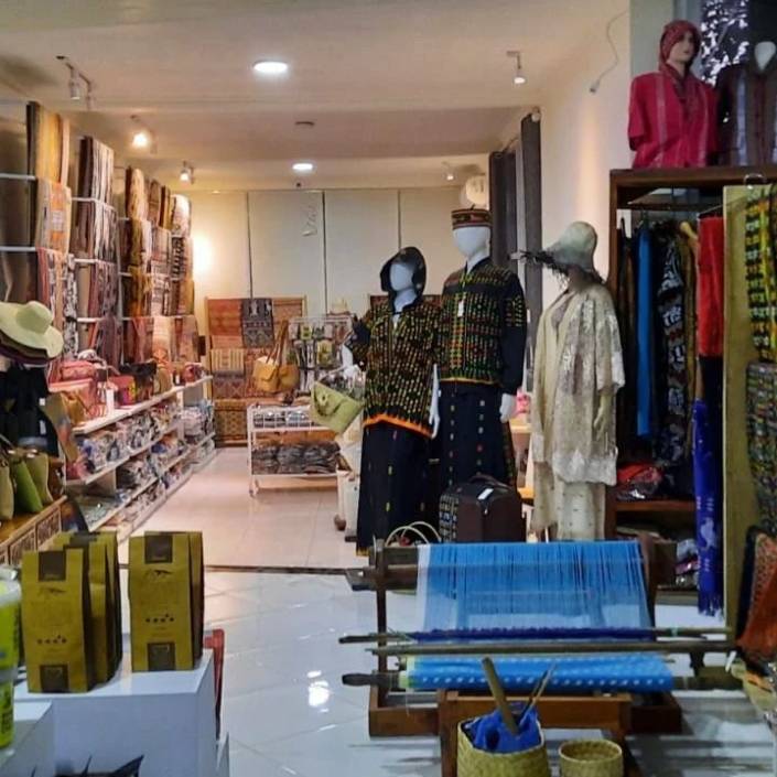 5 Toko Oleh-oleh Labuan Bajo Terbaik Wajib Kamu Kunjungi Sebelum Pulang