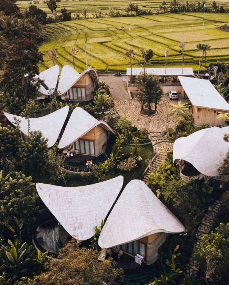 Merasakan Nuansa Alam Bali Di 5 Hotel Bambu Bali Yang Terkenal Dan Tak ...