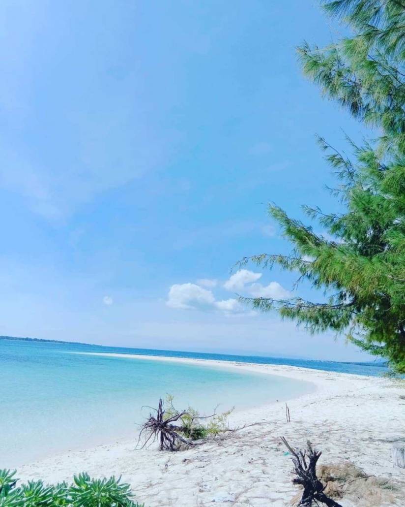 5 Spot Wisata Bahari Sulawesi Tenggara Yang Wajib Dikunjungi ...