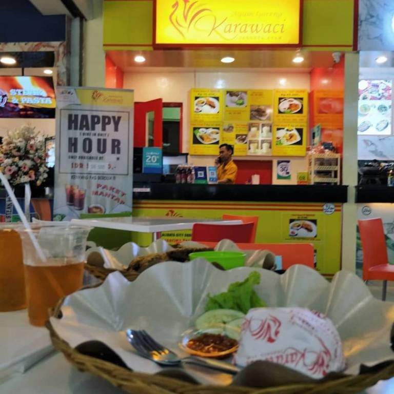 7 Food Court Jakarta Selatan Terpopuler Dan Hits Untuk Kamu Yang Hobi ...