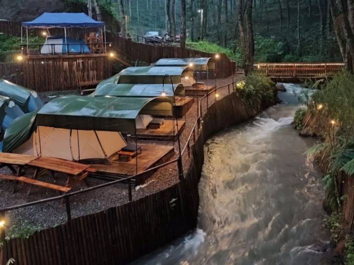 5 Camping Tepi Sungai Bandung Yang Menenangkan Syahdu Dan Sejuk
